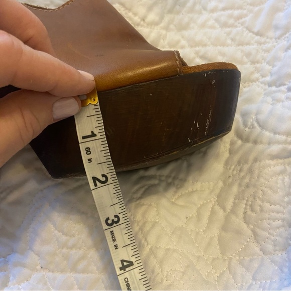 Sbicca | Shoes | Sbicca Redmond Brown Leather Platform Pump Sz9 | Poshmark